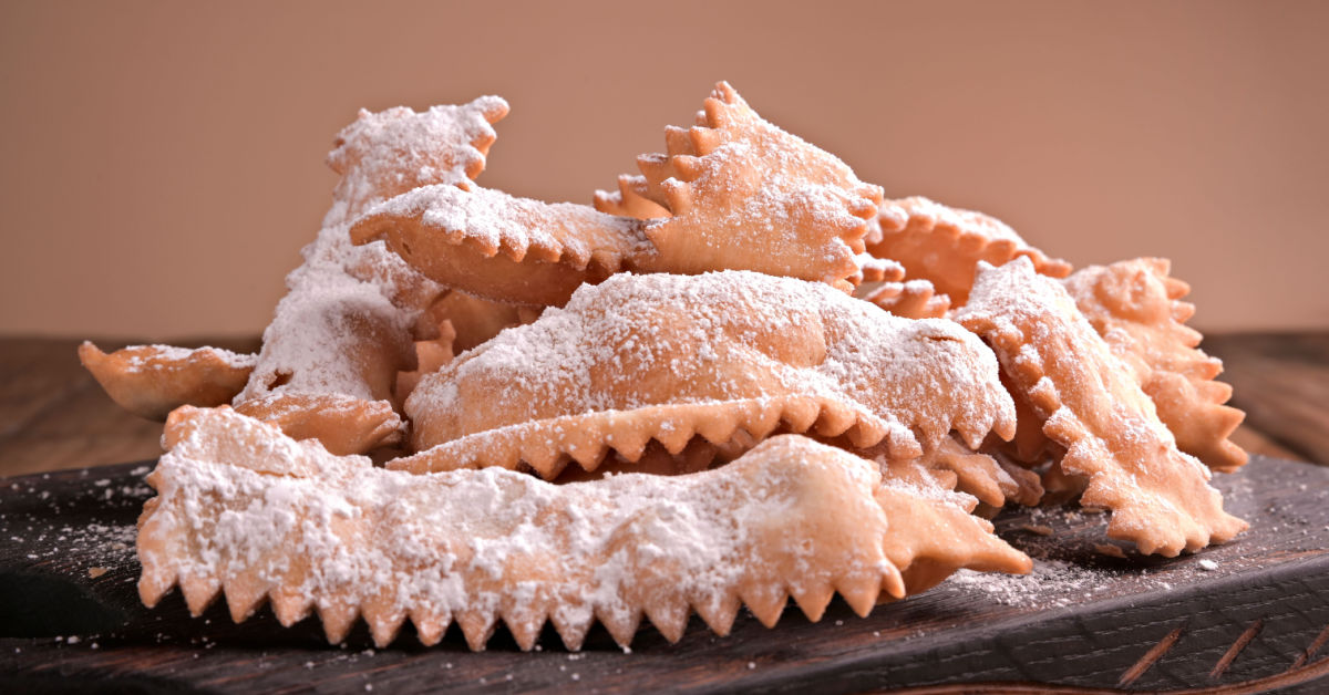 31 Tuscan Sweets, Desserts and Biscuits: A bite into Dolce Vita!
