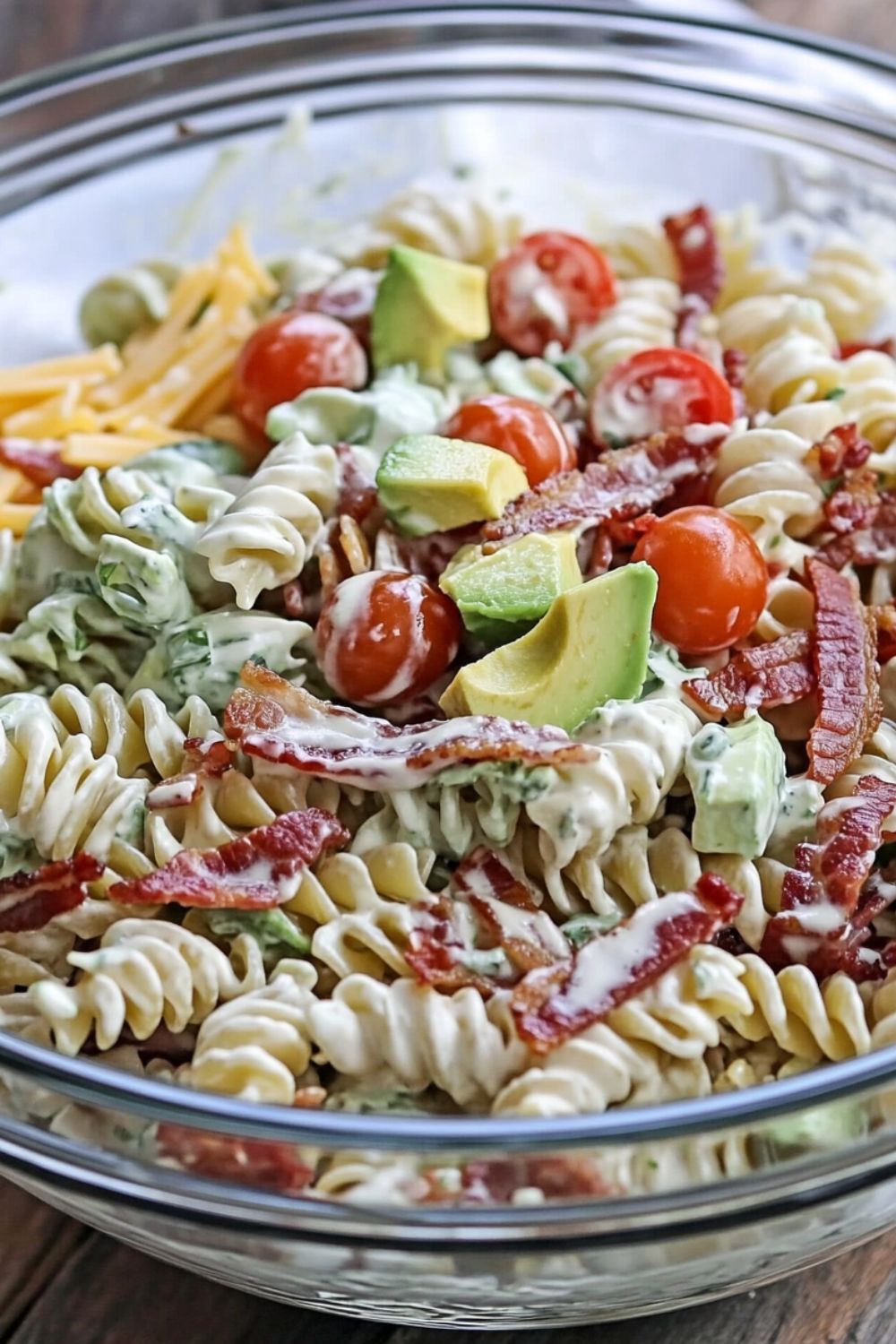 Ultimate BLT Pasta Salad with Creamy Avocado & Bacon Grease Dressing ...