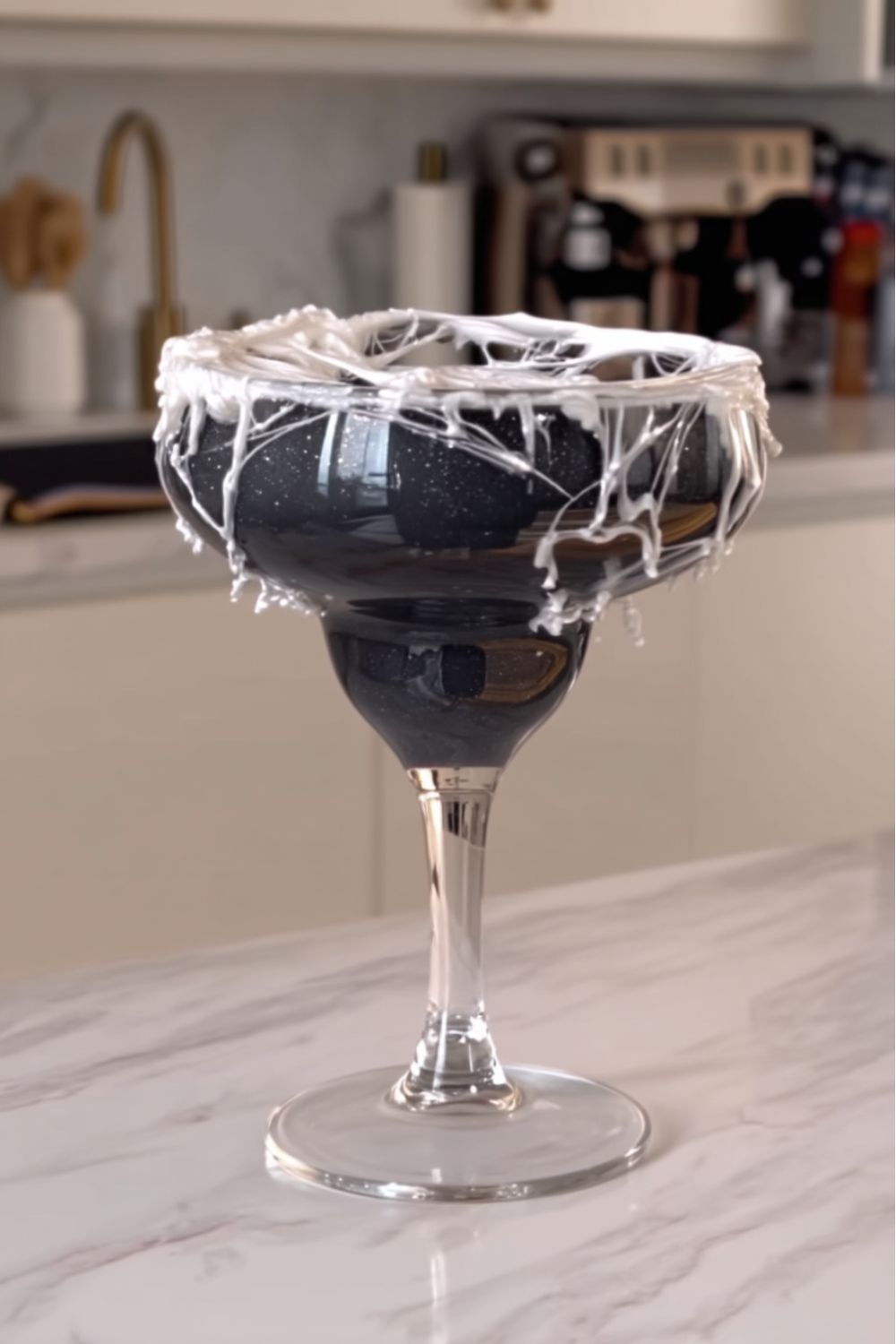 Halloween Themed Drinks (Alcohol): Spooky-Creative Cocktails & Shots to ...